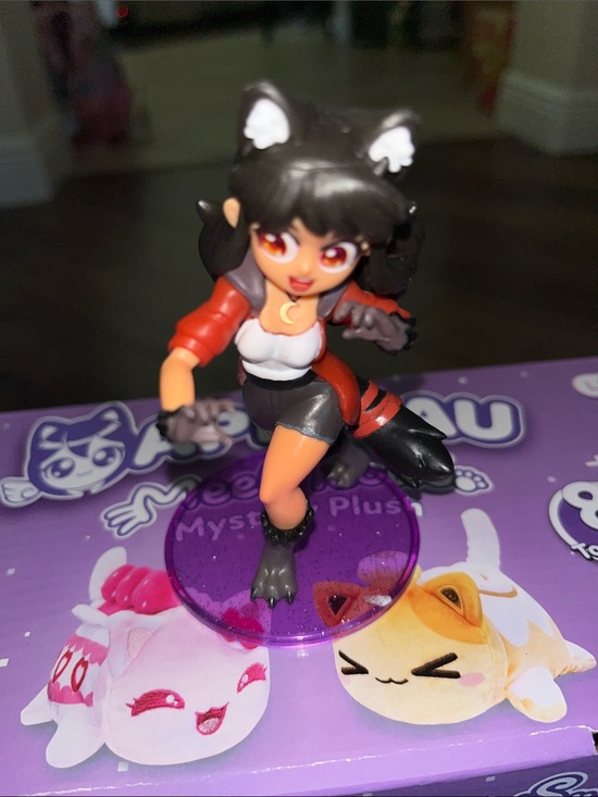 Aphmau | Toys | Aphmau Meemeows Anime Catgirl Figurine In Black Red ...